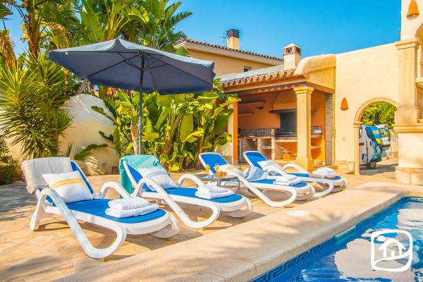 Cala del Morelló en Calpe, un pequeño tesoro